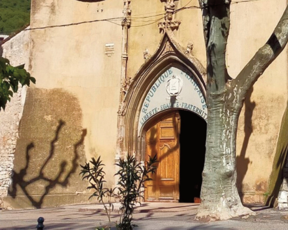 Détour par Aups dans le Var - Les Plus Beaux Détours de France